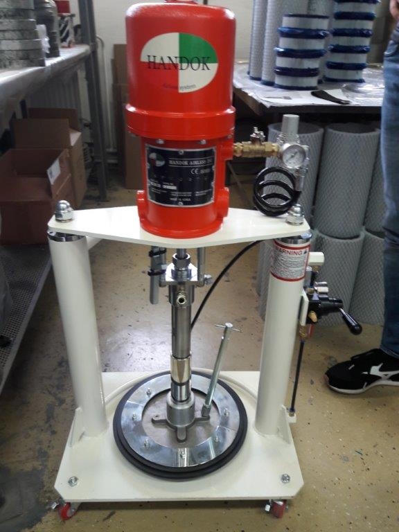 HANDOK DR - 48 / 24 RAM airless stroj 20 lt hobok | Gratec sro Liberec ...